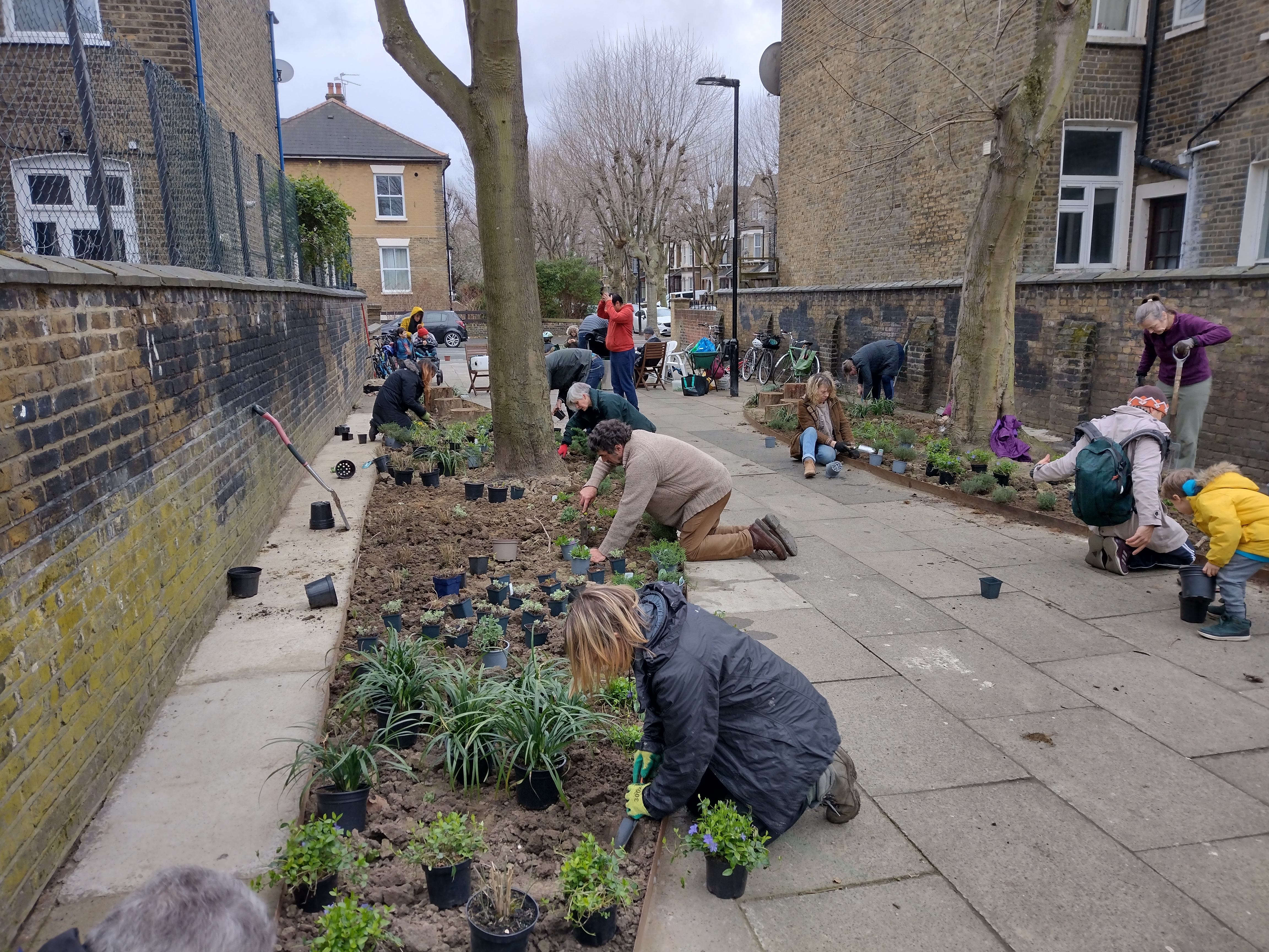 Guest blog: Benefits of engaging local communities in BNG – Natural England